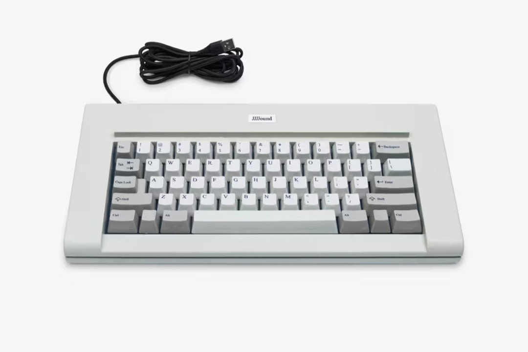 JJJJound 推出要价 $650 美元的复古电脑键盘 | Hypebeast