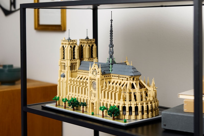 LEGO 推出全新《蒙娜丽莎》画像与巴黎圣母院积木模型 | Hypebeast