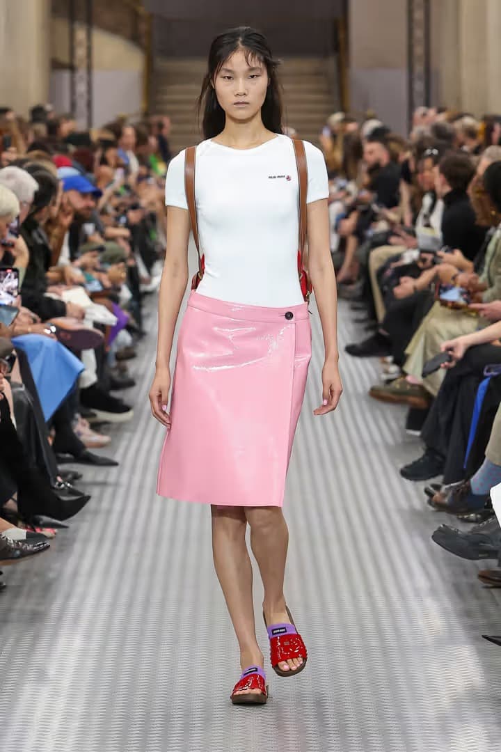 Miu Miu 2025 春夏系列大秀登场 | Hypebeast