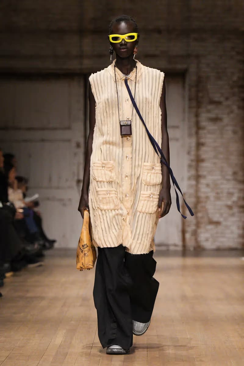 Coach 发布 2025 最新秋冬系列大秀 | Hypebeast