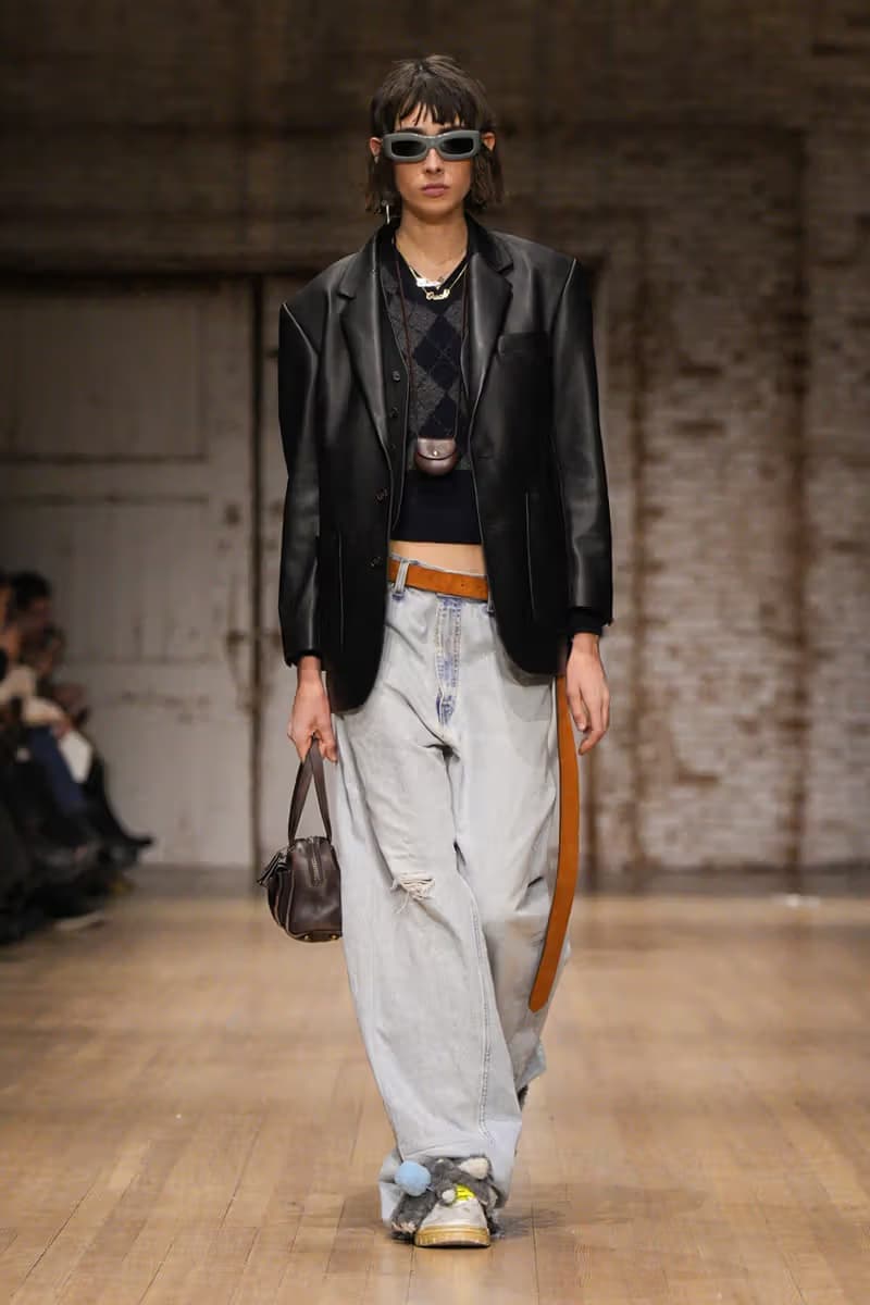 Coach 发布 2025 最新秋冬系列大秀 | Hypebeast