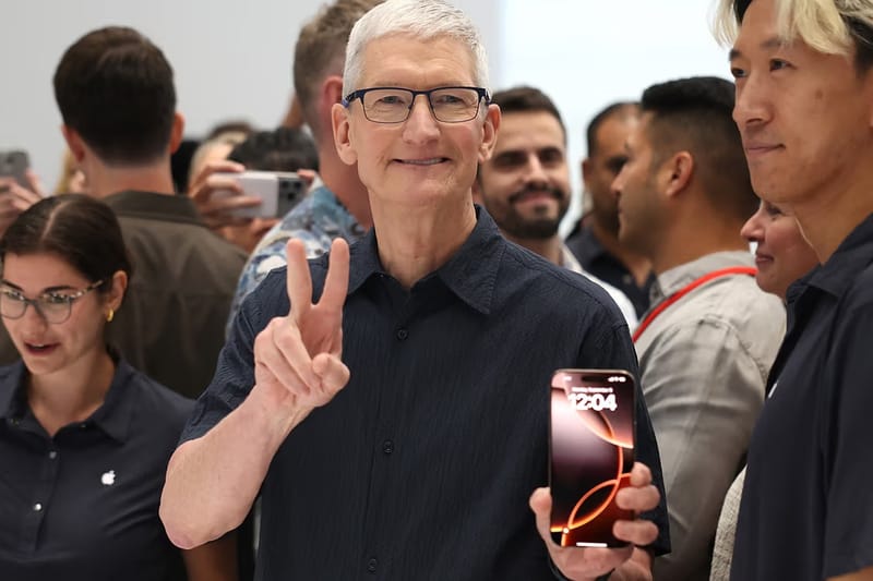 疑似新一代 iPhone 设计图流出 | Hypebeast
