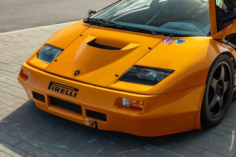 全球唯一一辆 Lamborghini Diablo GT2 极稀有超跑挂牌出售 | Hypebeast
