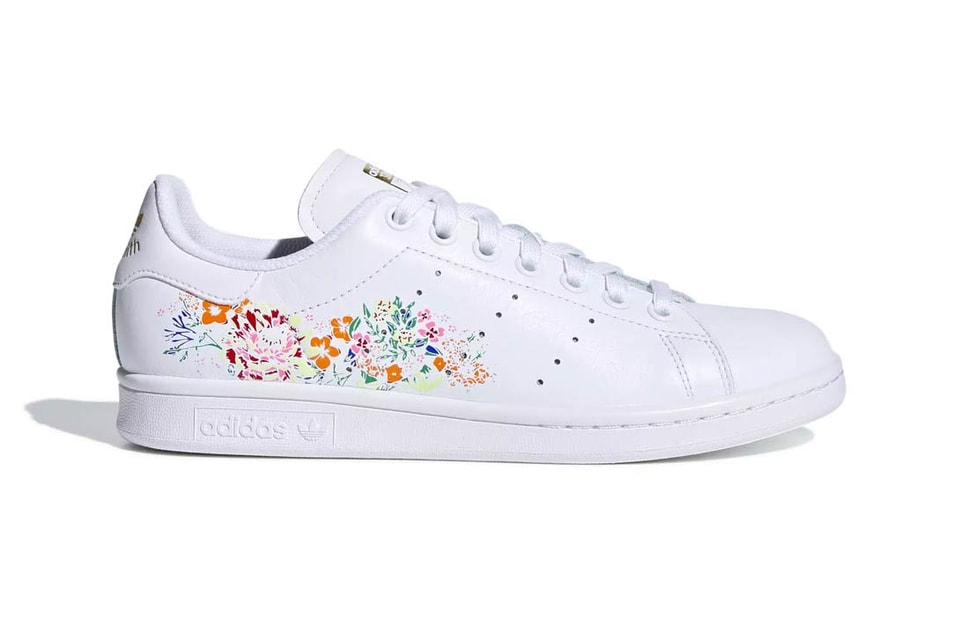 Adidas' Stan Smith In Floral Black And White Hypebae | atelier-yuwa.ciao.jp