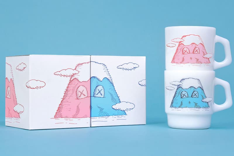 KAWS:HOLIDAY Companion Sculpture Goes to Japan | Hypebae