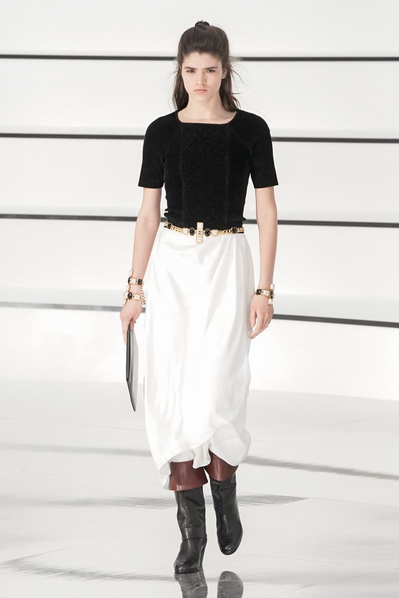 Chanel Fall/Winter 2020 Runway Collection PFW | Hypebae