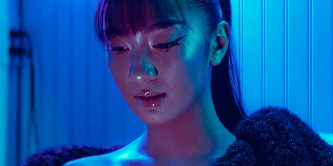 Dermatologists Explain Blue Light Effect on Skin | Hypebae