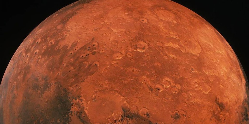 NASA Captures First-Ever Color Photo of Mars | Hypebae