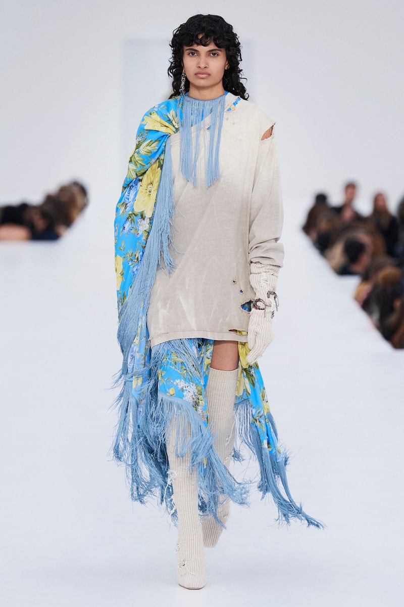 Acne Studios Debuts FW22 Runway Show at PFW | Hypebae