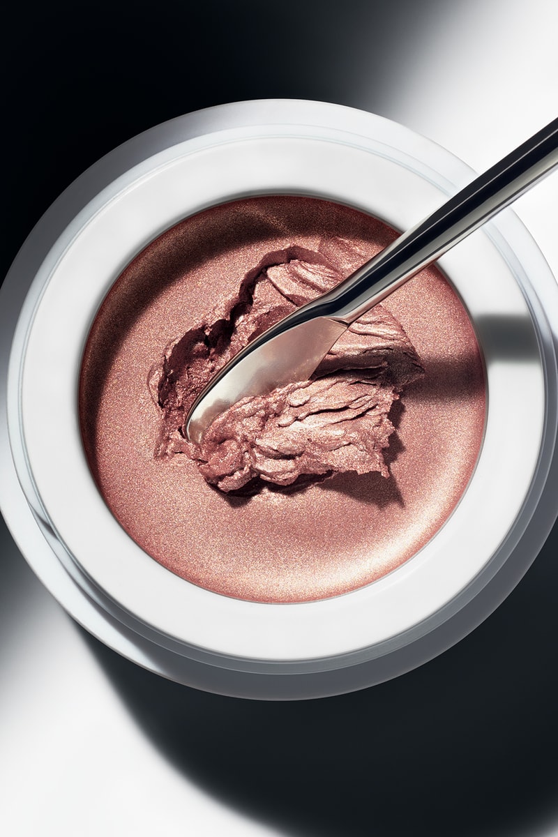 Manasi 7 Eye Glow Colour Makeup Price & Release | Hypebae