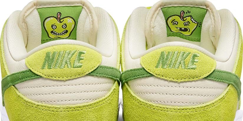 Nike Weed Logo