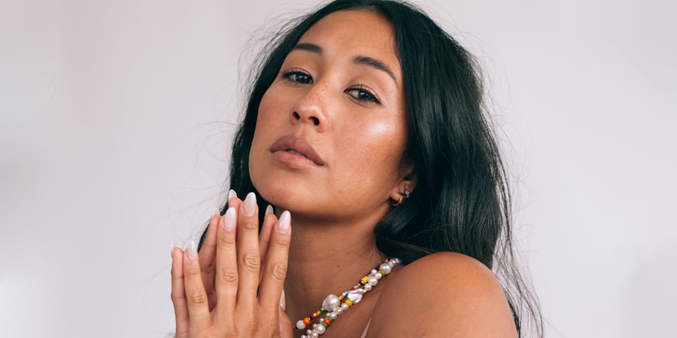 Machine Gun Kelly Taps Surfing Champion Kelia Moniz for UN/DN LAQR ...