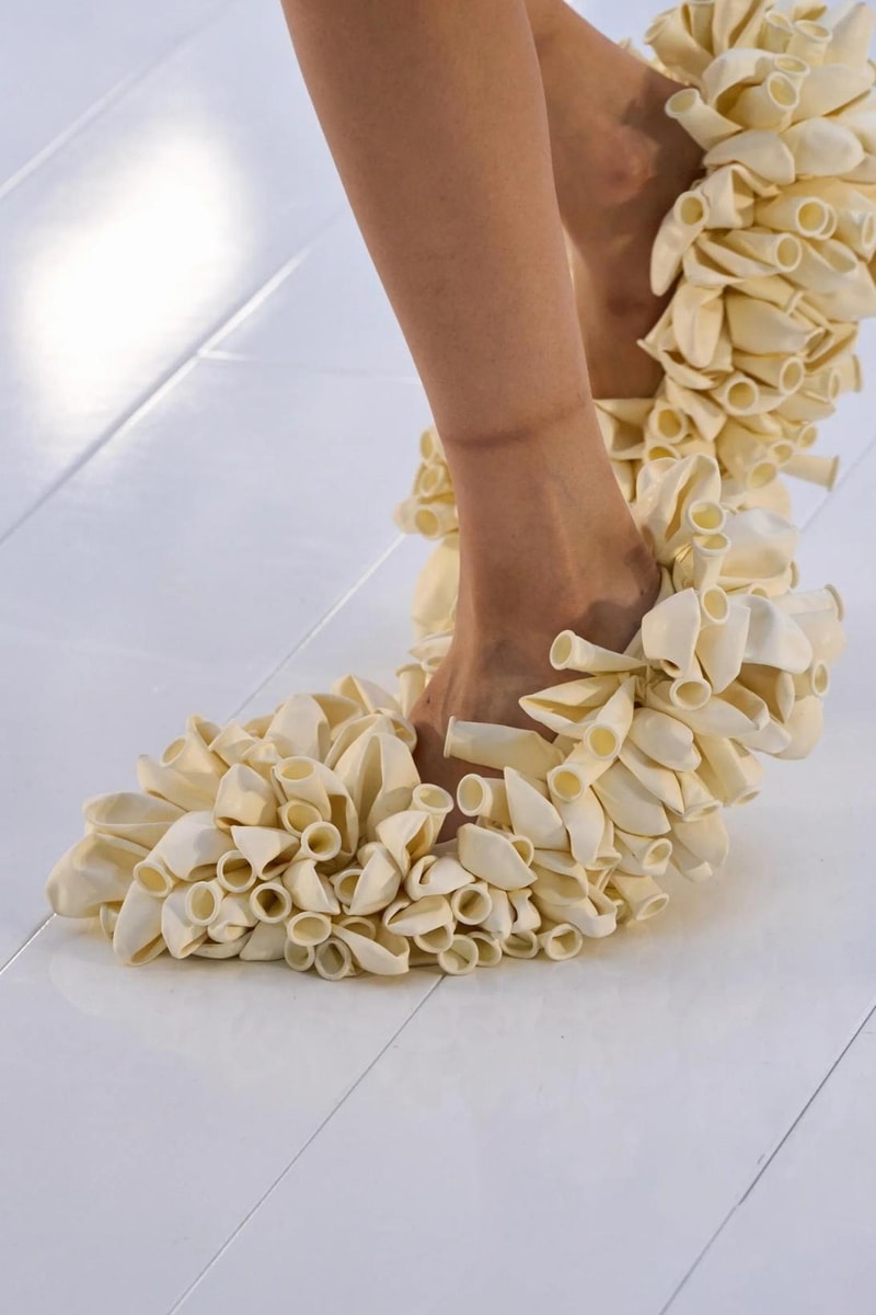 Loewe Brings Balloon Pumps to the Runway | Hypebae