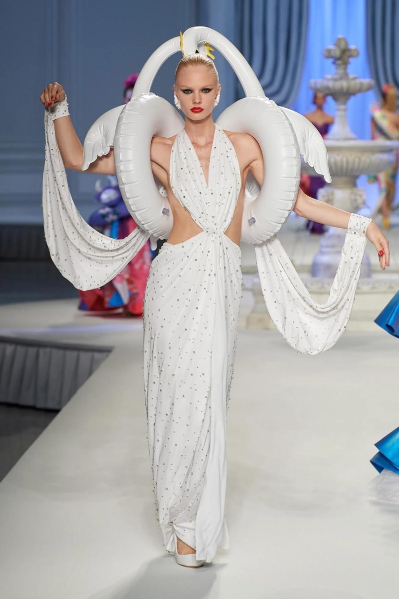 Moschino's Inflatable Spring/Summer Collection | Hypebae