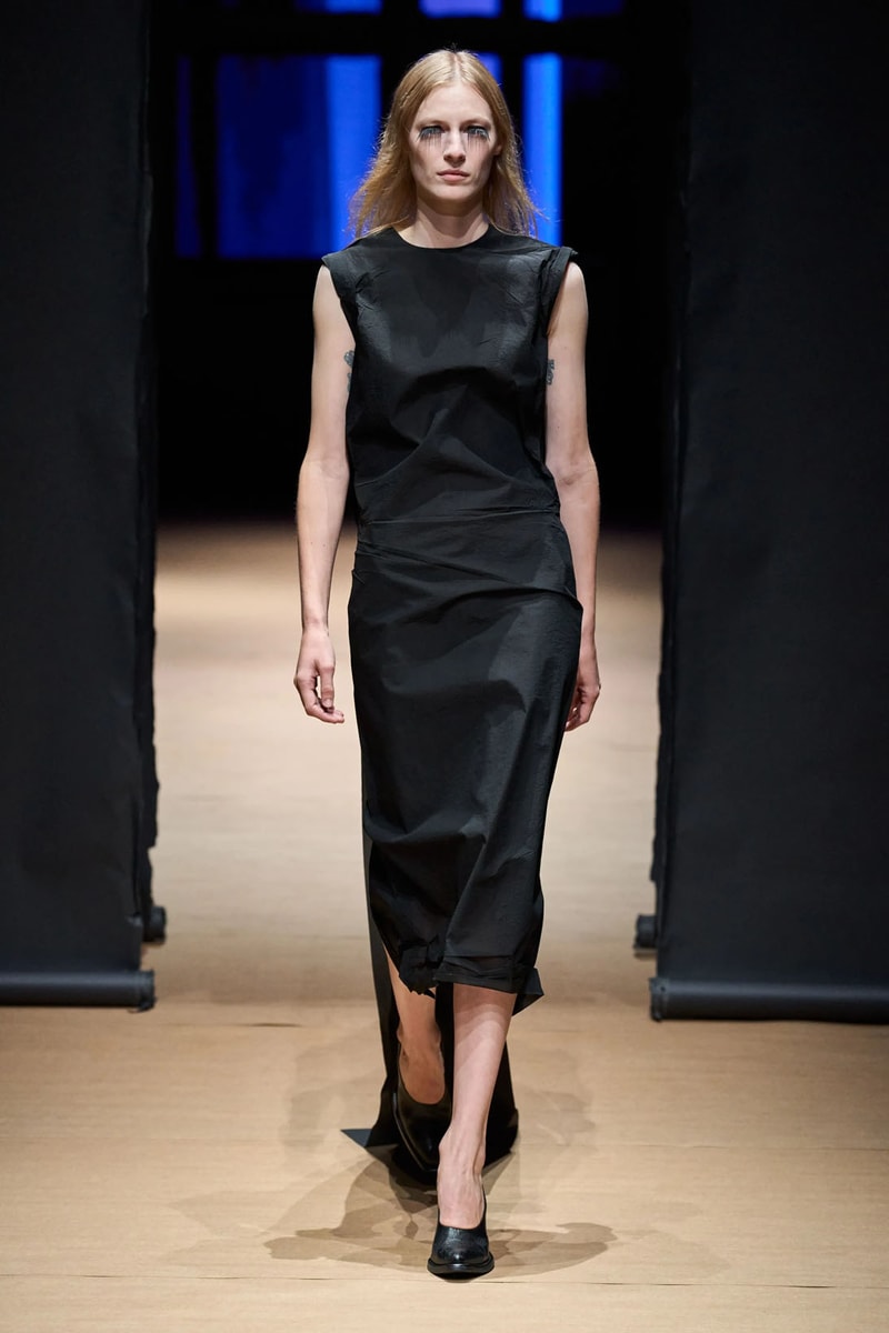 Prada SS23: Extra-Heavy Falsies, Slits, Skinny Pants | Hypebae