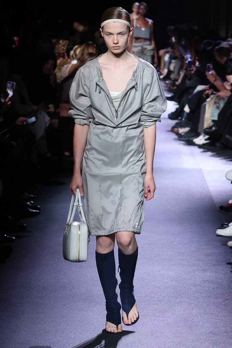 Bella Hadid and FKA Twigs Walk Miu Miu SS23 | Hypebae