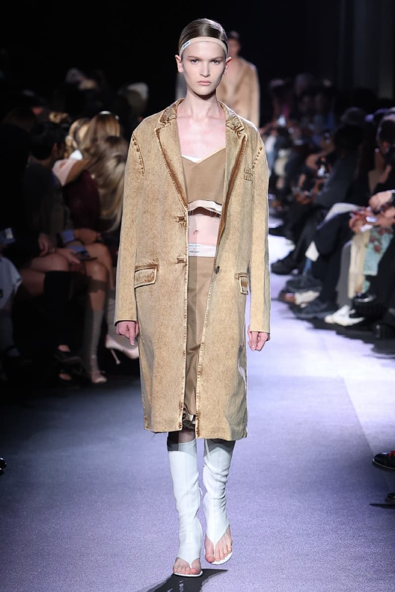 Bella Hadid and FKA Twigs Walk Miu Miu SS23 | Hypebae