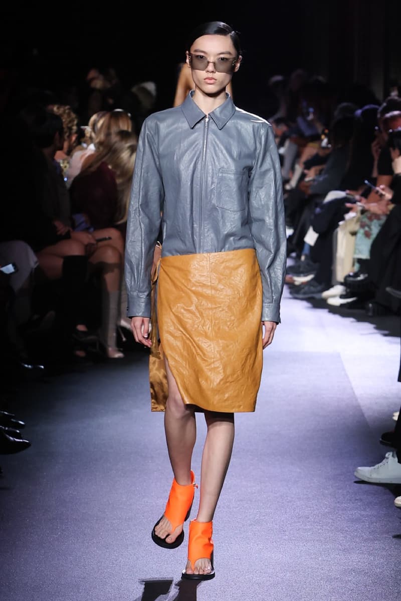 Bella Hadid and FKA Twigs Walk Miu Miu SS23 | Hypebae