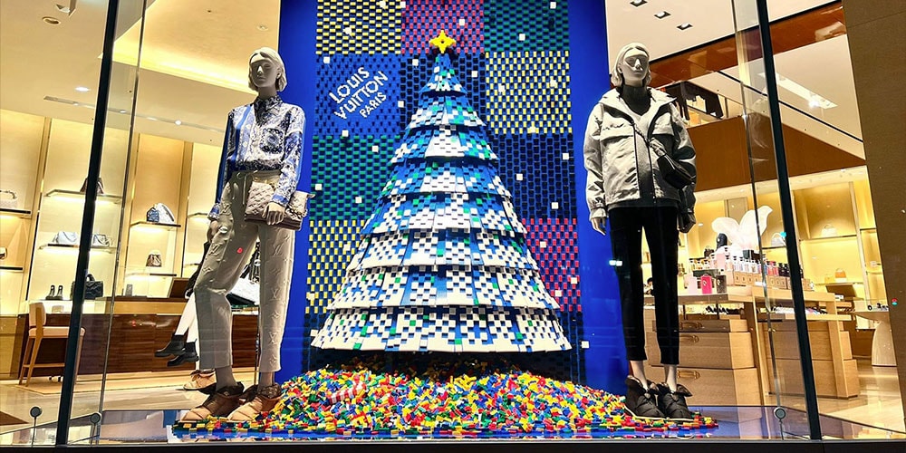 Louis Vuitton Holiday Display Made Out of LEGOs | Hypebae