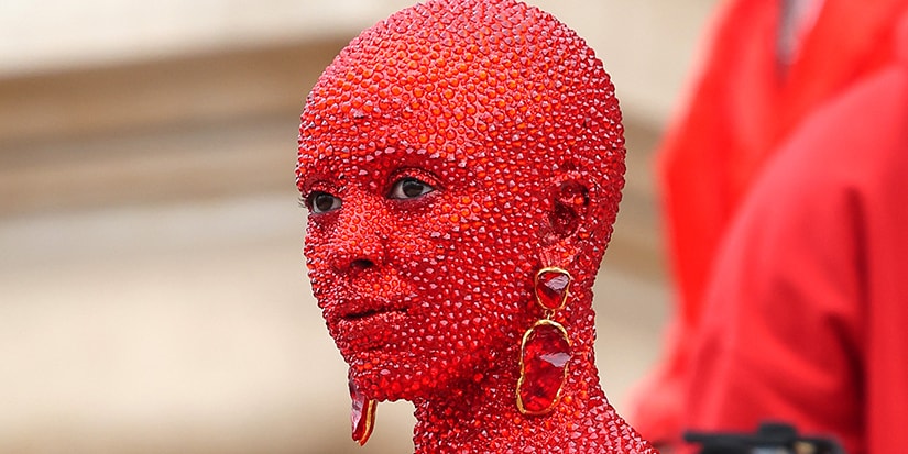 See Doja Cat Covered In 30,000 Red Crystals | Hypebae