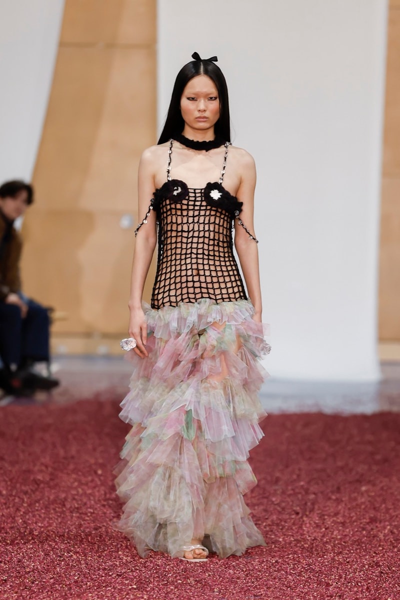 Susan Fang's FW23 at London Fashion Week | Hypebae