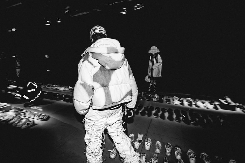 Helen Kirkum's FW23 LFW Presentation "Step Back" | Hypebae