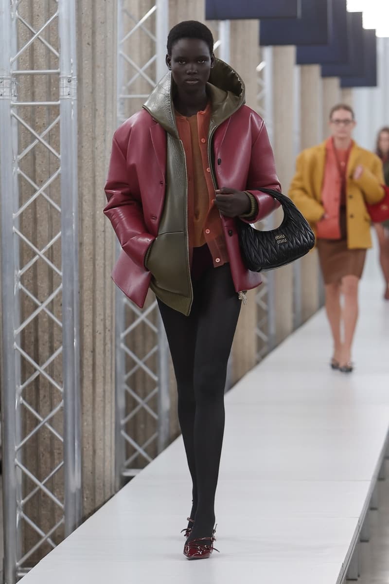 Emma Corrin In Miu Miu's Paris Fashion Week Show | Hypebae