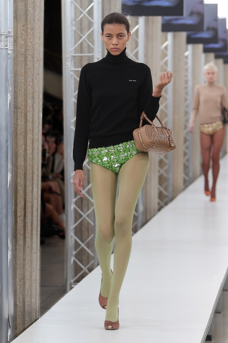 Emma Corrin In Miu Miu's Paris Fashion Week Show | Hypebae