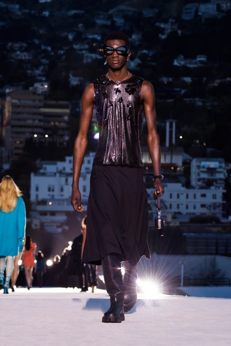 Versace's FW23 Fashion Show in Los Angeles | Hypebae