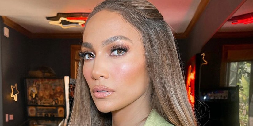 Jennifer Lopez Debuts Racy Blue "Jelly" Nails | Hypebae