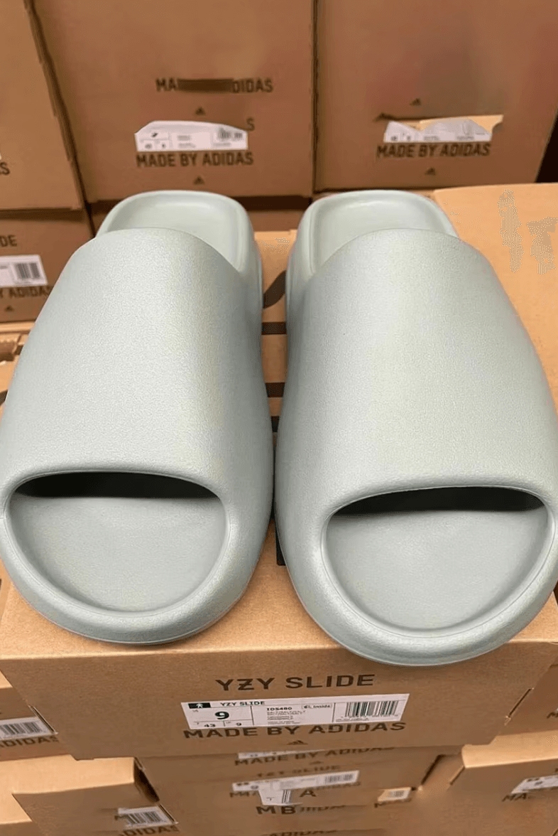 adidas YEEZY SLIDE Surfaces in Salt Colorway | Hypebae