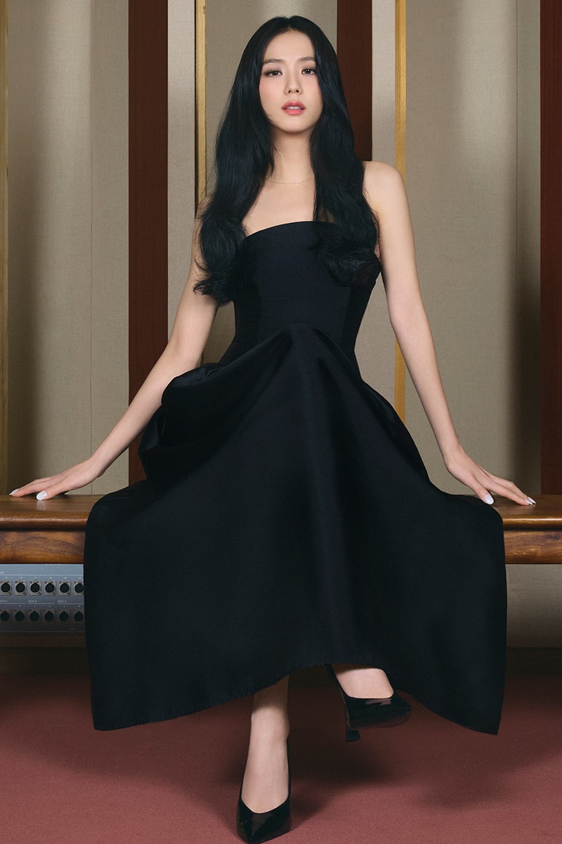 self-portrait Taps Jisoo for New Campaign | Hypebae