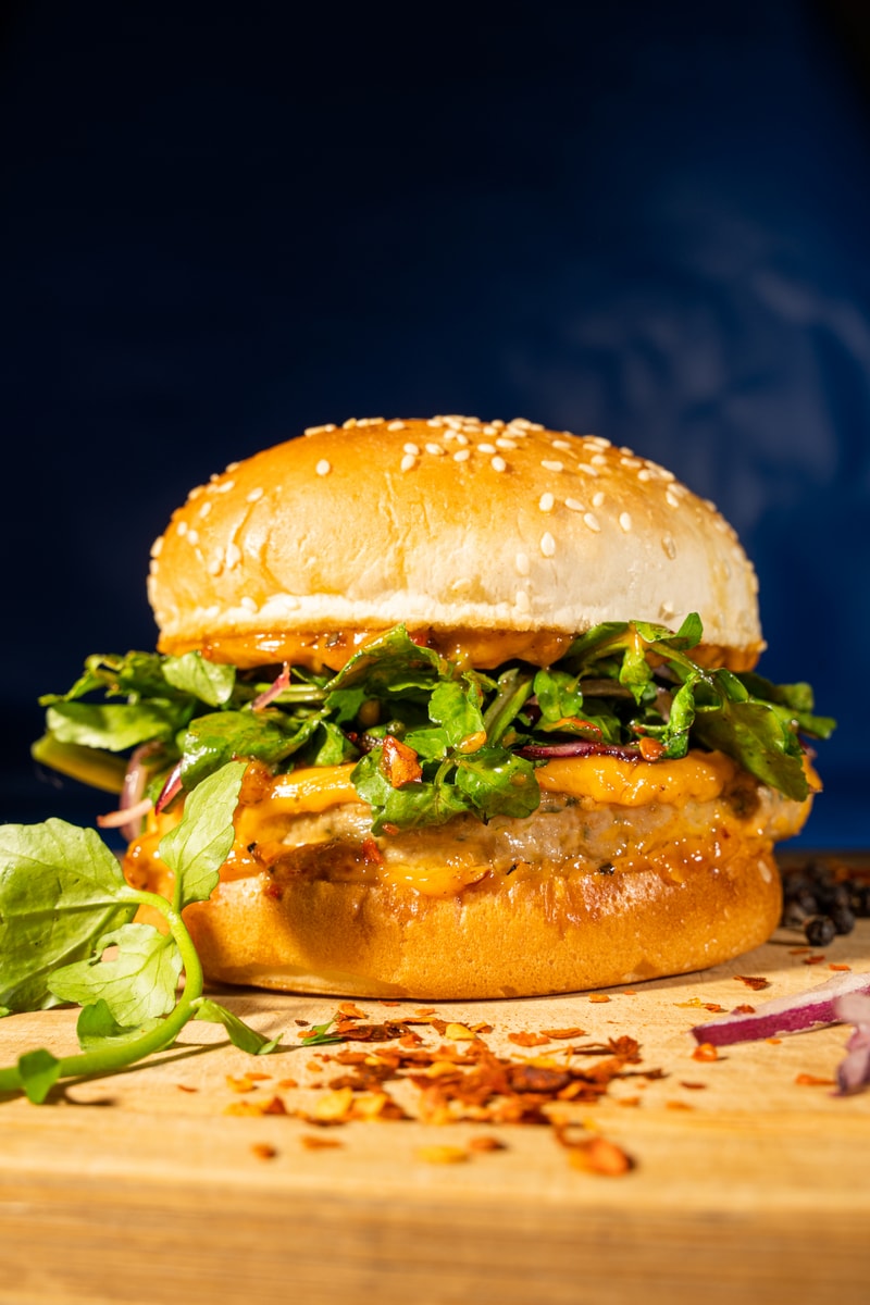 Lawless Burgerbar Hadirkan Tuna Sensation lewat Menu Terbaru ...