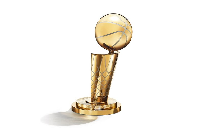 Victor Solomon dan NBA Rilis First Look Piala Larry O’Brien Terbaru ...