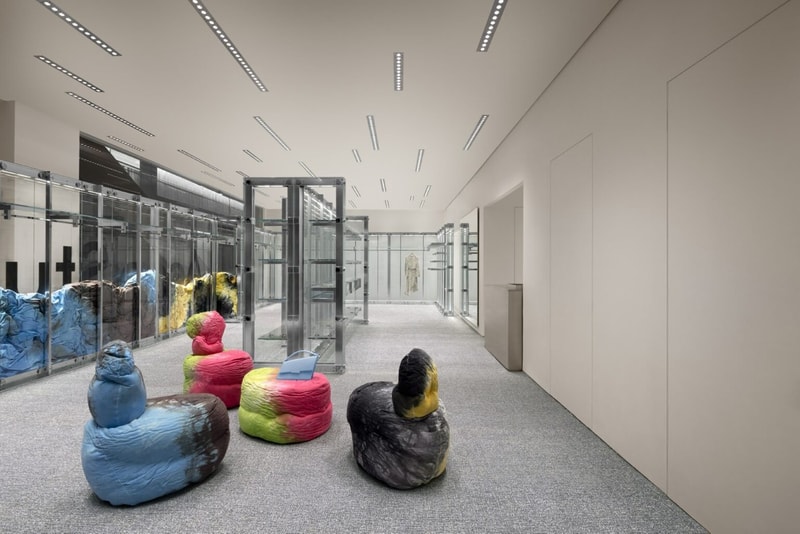 Acne Studios Buka Retail Store Pertama di Singapore | Hypebeast