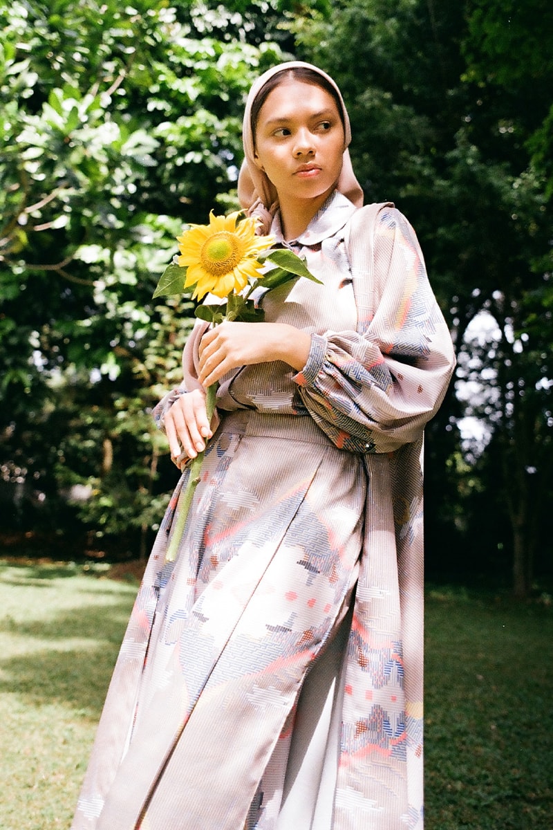 DRESSING ROOM, Peragaan Fashion NADJANI & Syagini Ratna Wulan | Hypebeast