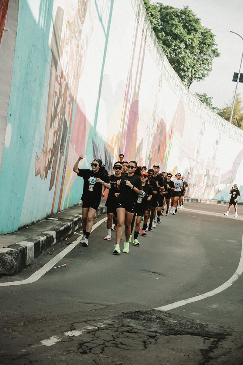 Run in Cotton: Movement Baru yang Gabungin Lari dan Streetwear | Hypebeast