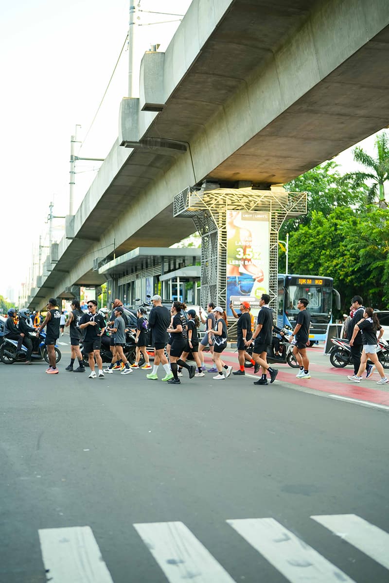 Run in Cotton: Movement Baru yang Gabungin Lari dan Streetwear | Hypebeast