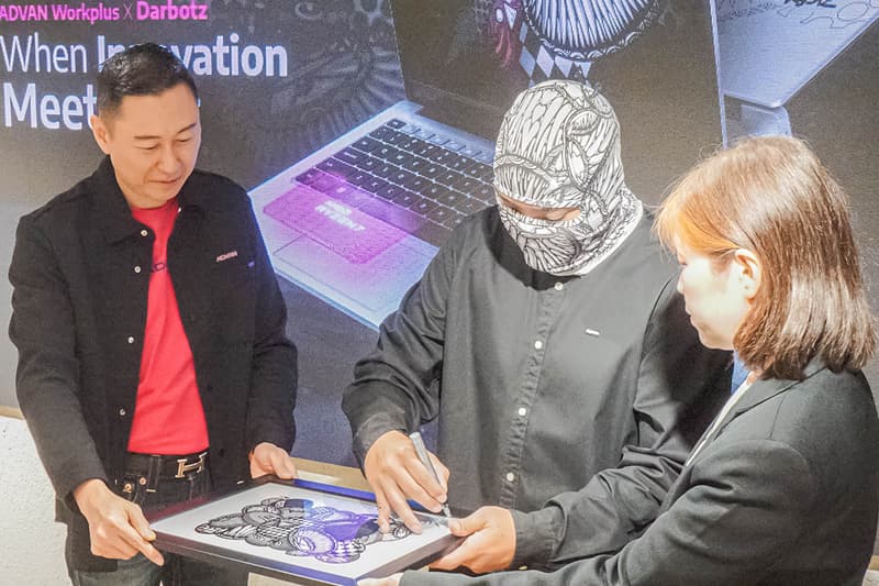 ADVAN dan Darbotz Collab buat Bikin Limited Edition Laptop | Hypebeast
