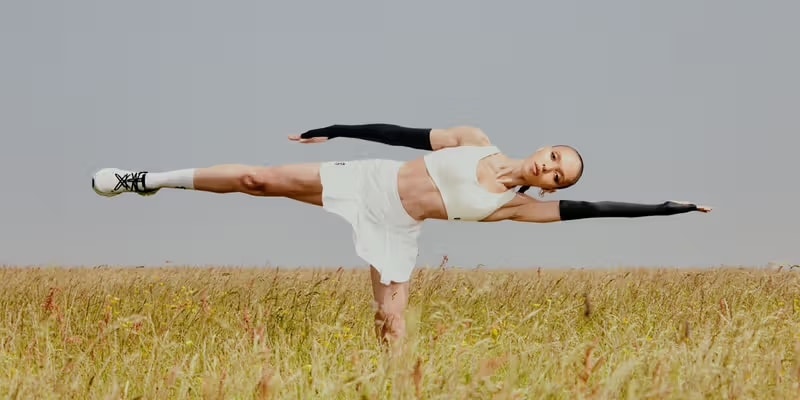 オンがFKAツイッグスを起用した初のトレーニングキャンペーンを発表 | Hypebeast.JP