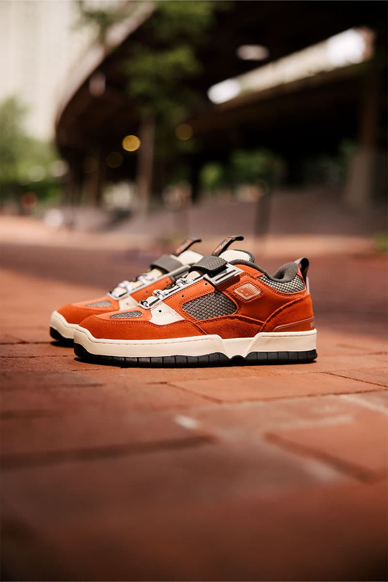 ブロンズ56KxDC SHOESがJS1でコラボレーション | Hypebeast.JP