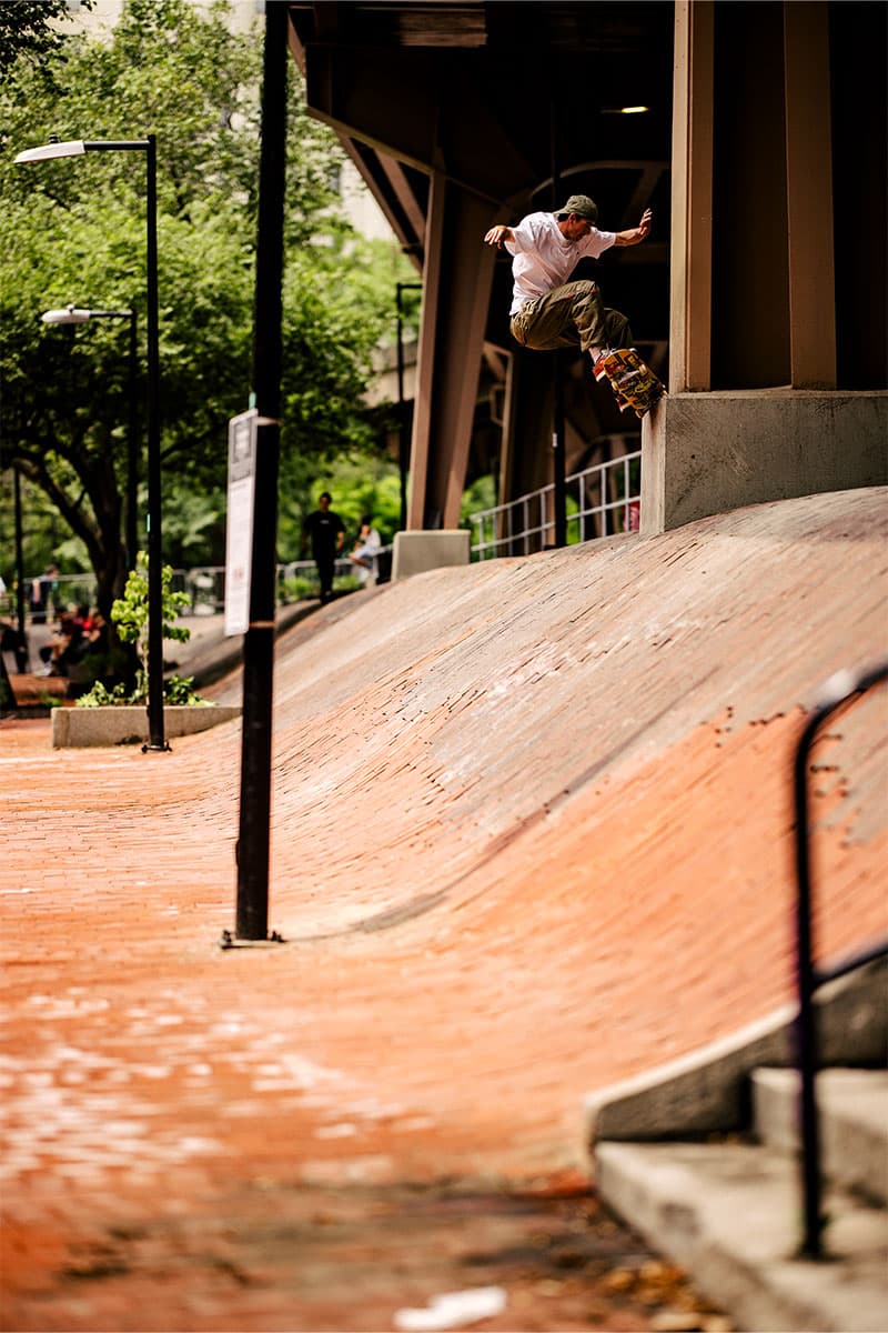 ブロンズ56KxDC SHOESがJS1でコラボレーション | Hypebeast.JP