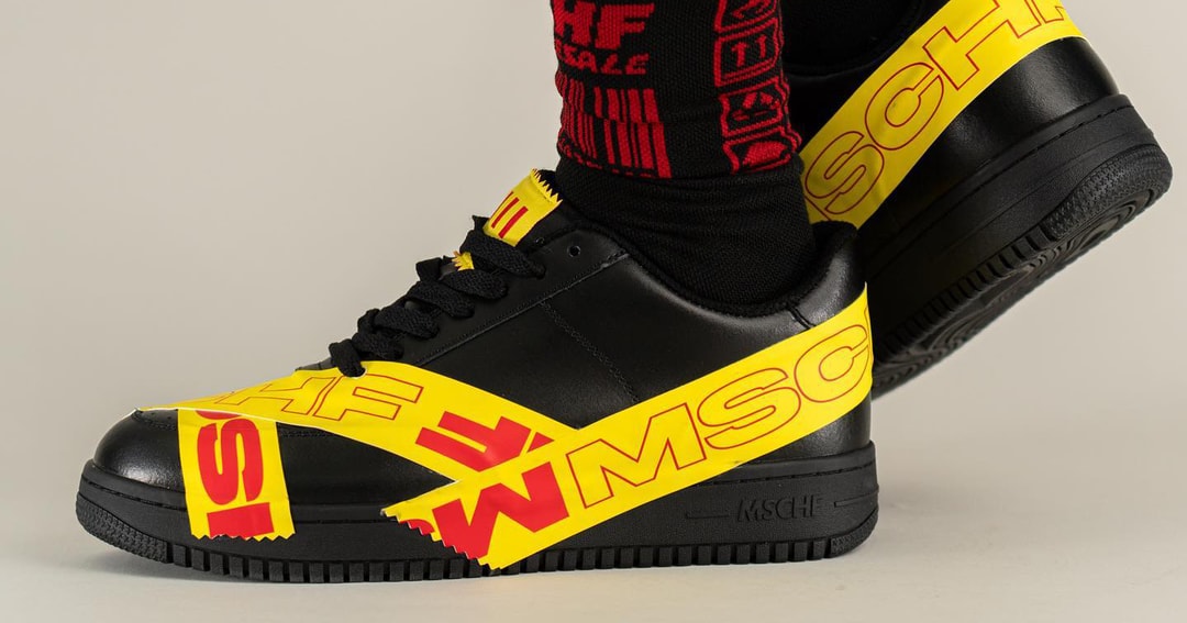 MSCHF의 '탭3' 스니커 실제 착용 모습 | Hypebeast.KR | 하입비스트