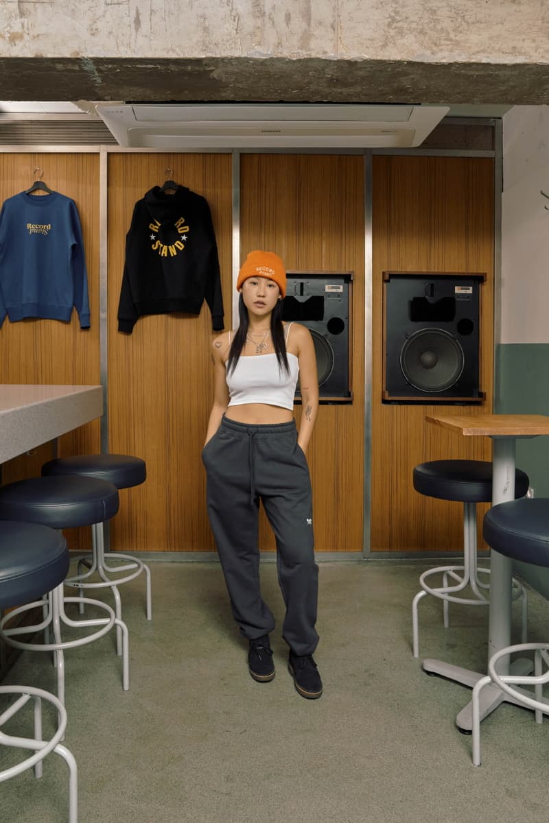 비이커 x 콤팩트 레코드 바 협업 '레코드 스탠드' 팝업 정보 | Hypebeast.KR | 하입비스트