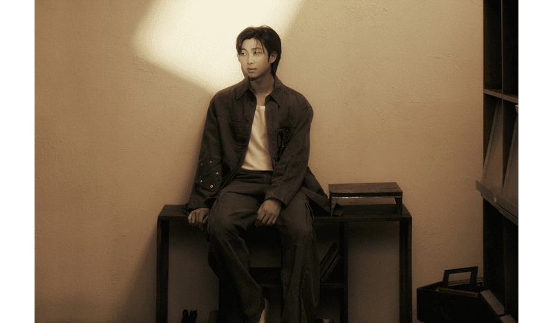 RM 인터뷰: 스물아홉 김남준, 들꽃을 터뜨리다 | Hypebeast.KR | 하입비스트