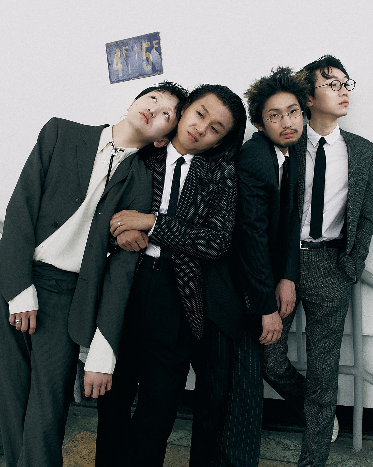 실리카겔 인터뷰: 네 사람의 네 가지 동기가 앙상블이 되다 | Hypebeast.KR | 하입비스트