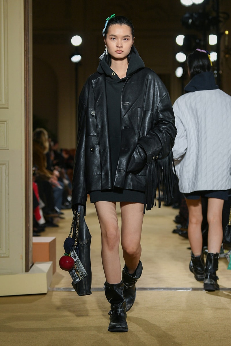 코치 2024 FW 컬렉션 살펴보기 | Hypebeast.KR | 하입비스트