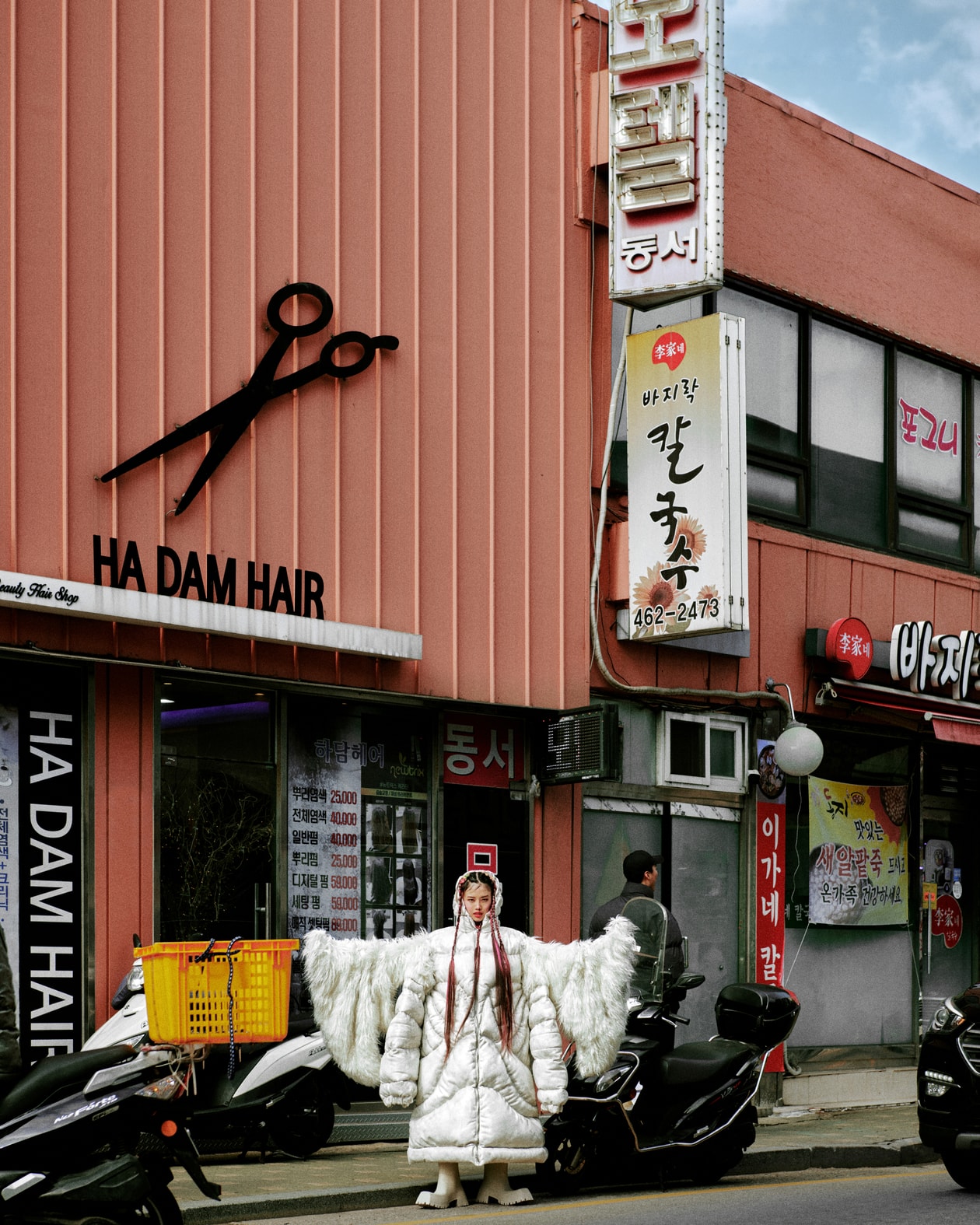 MLMA, 멜로와의 인터뷰 | Hypebeast.KR | 하입비스트