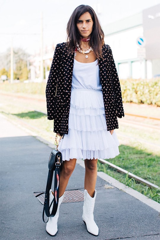 2018 鞋毆潮流要 cowboy boots 牛仔靴街拍造型 - POPBEE