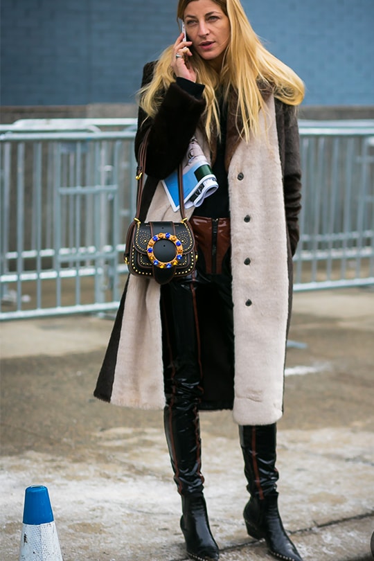 2018 鞋毆潮流要 cowboy boots 牛仔靴街拍造型 - POPBEE